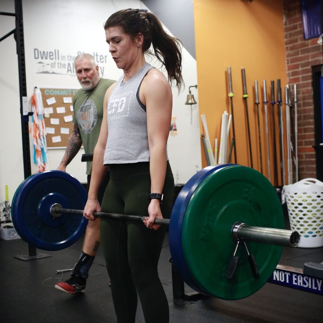 5 Good Reasons Women Need to Lift Heavy Weights - CrossFit Dwell